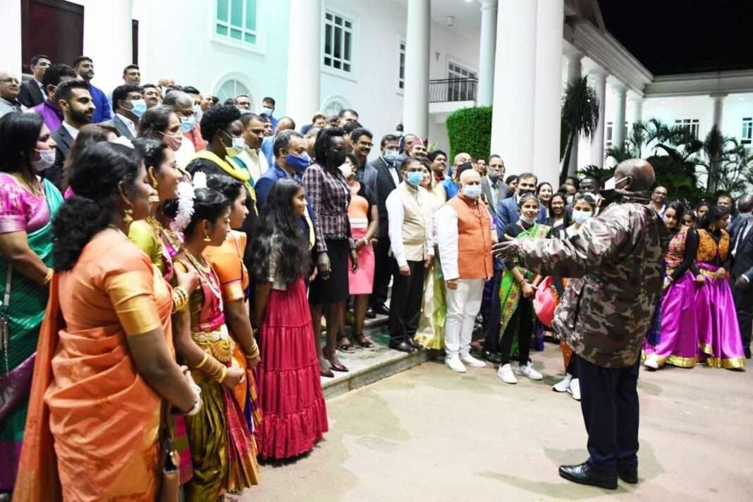 Indians feted for 100 years in Uganda - pravasisamwad